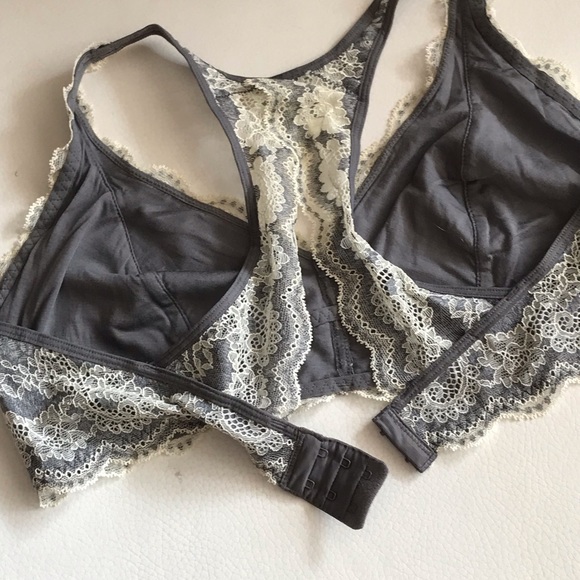 Felina | Intimates & Sleepwear | Womens Felina Two Bras Size L | Poshmark